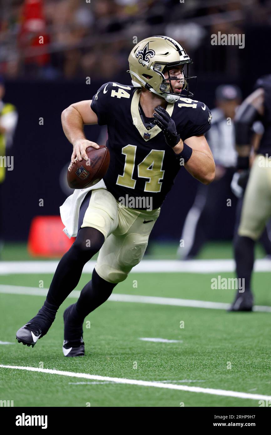 New Orleans Saints quarterback Jake Haener (14) during an NFL preseason ...