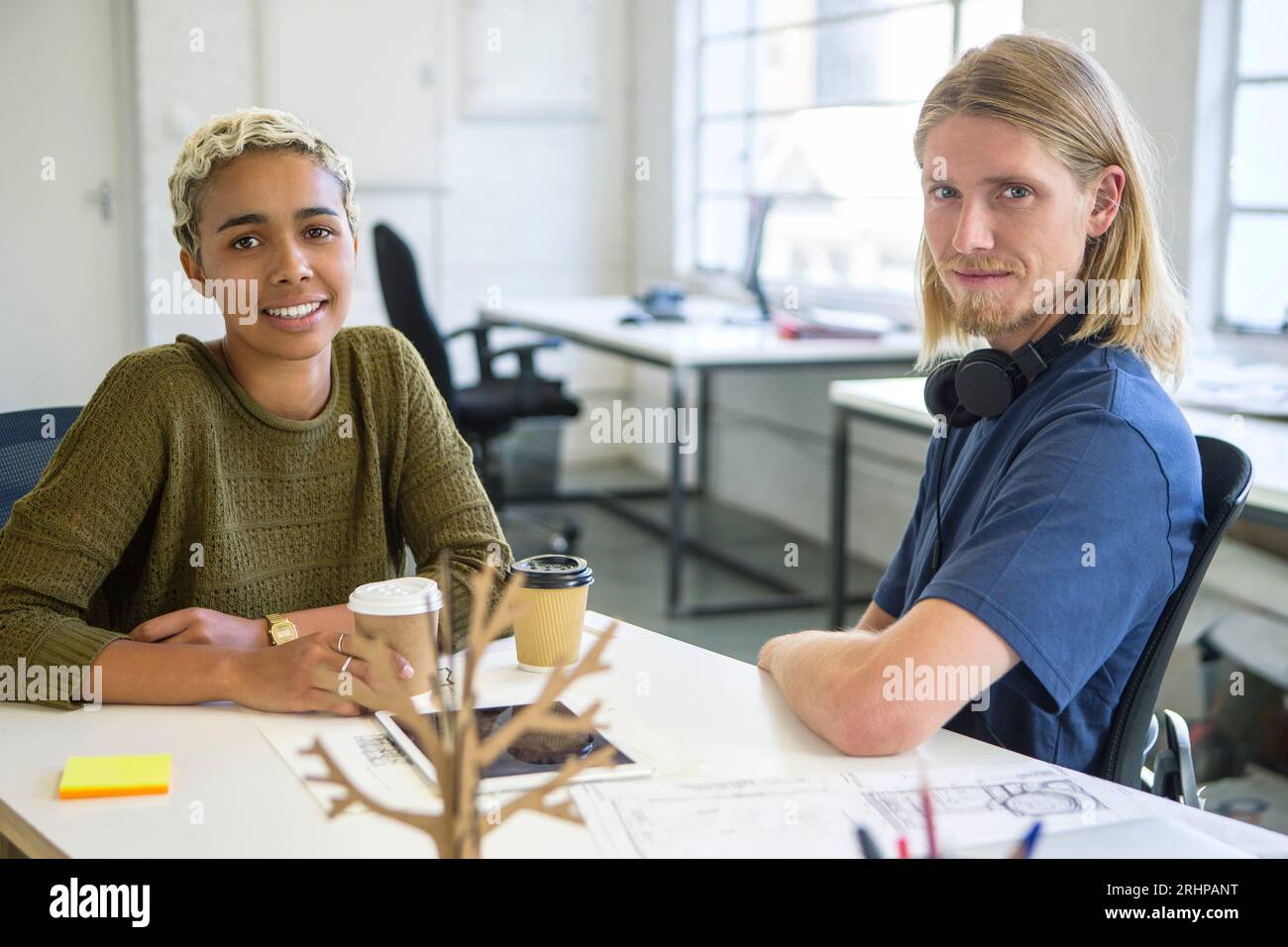 Workplace serenity hi-res stock photography and images - Alamy
