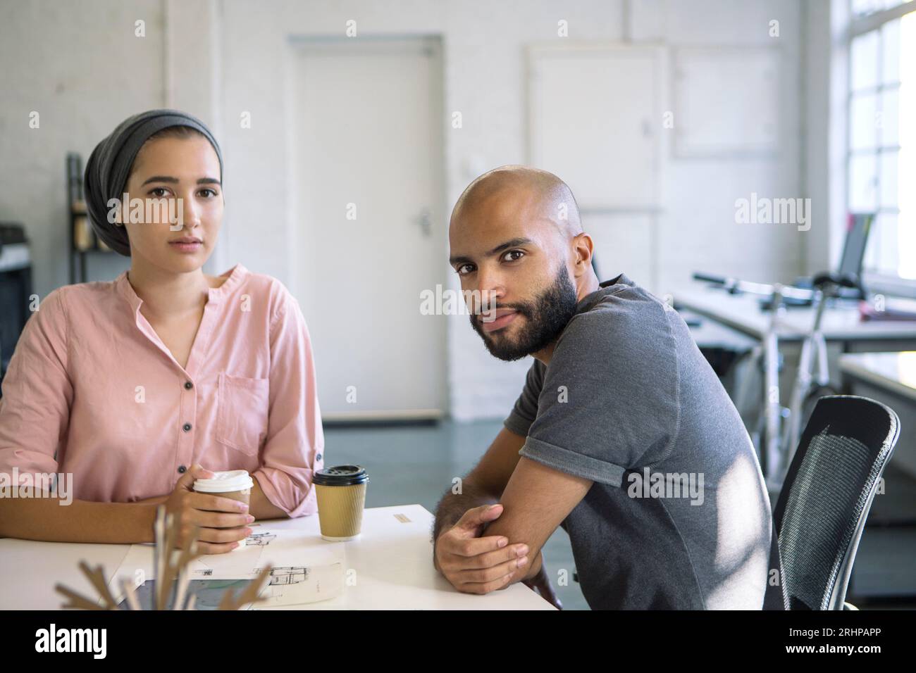 Workplace synergy hi-res stock photography and images - Alamy