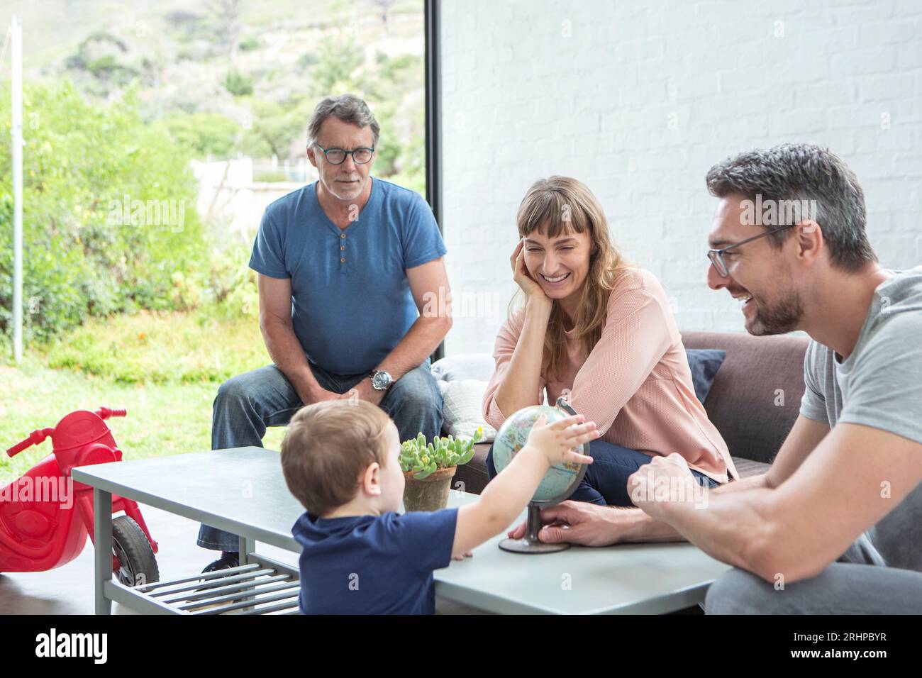 3 generations together hi-res stock photography and images - Alamy