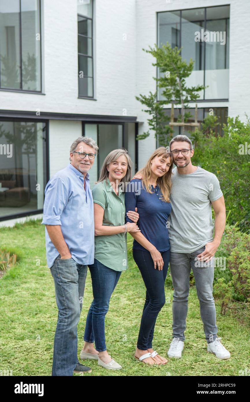 Whole unit hi-res stock photography and images - Alamy