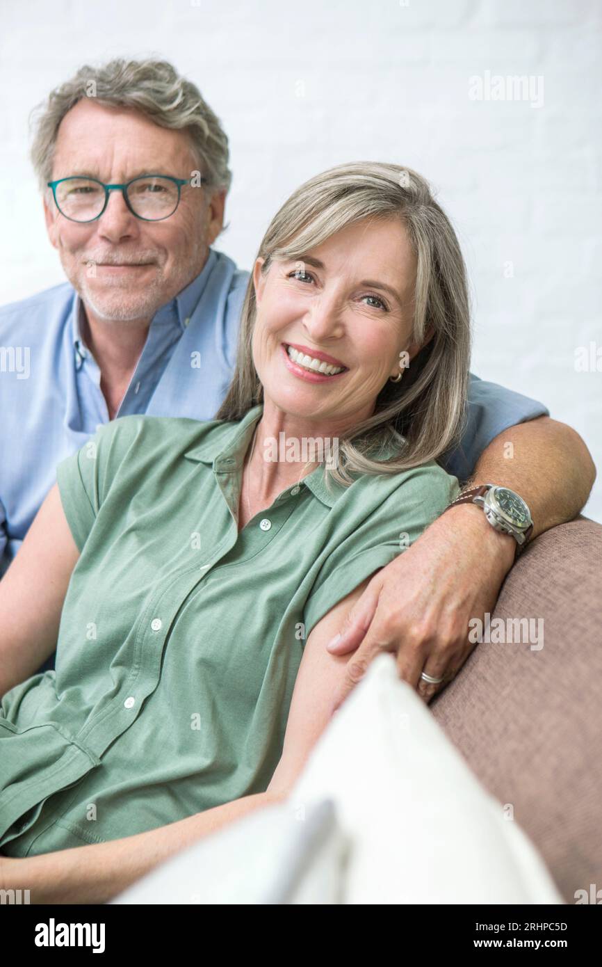 Couple 50 60 years at home hi-res stock photography and images - Alamy