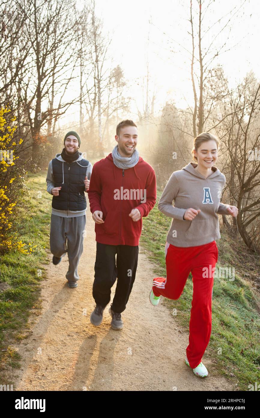 Group young people engage hi-res stock photography and images - Alamy