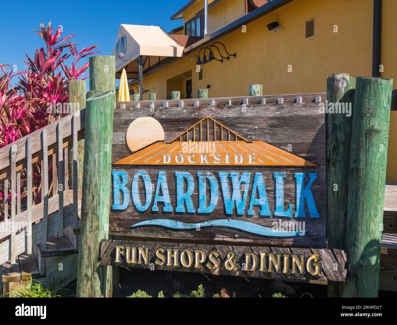 The shoppes at dockside hi-res stock photography and images - Alamy
