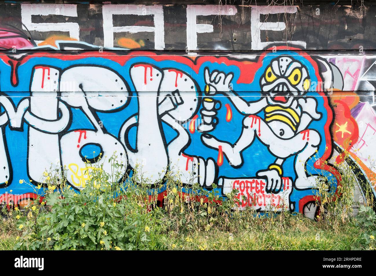 Spain, Andalusia, Granada, big street art gallery at park Federico ...