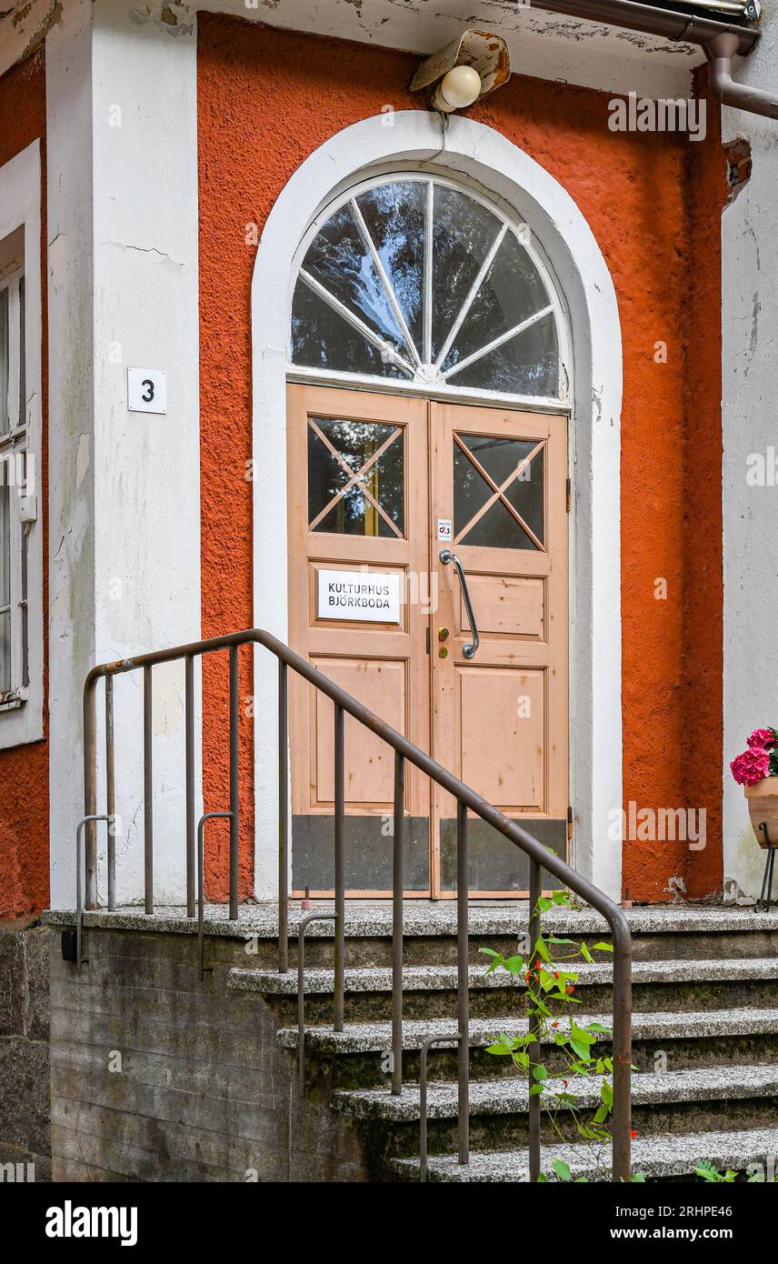 Old double doors with decorative arch windows Stock Photo - Alamy
