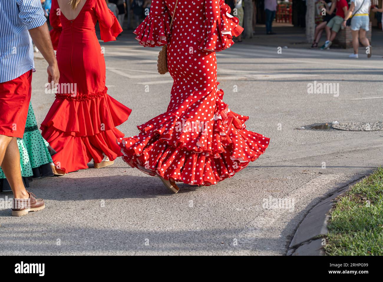 Andalusian attire hi-res stock photography and images - Alamy