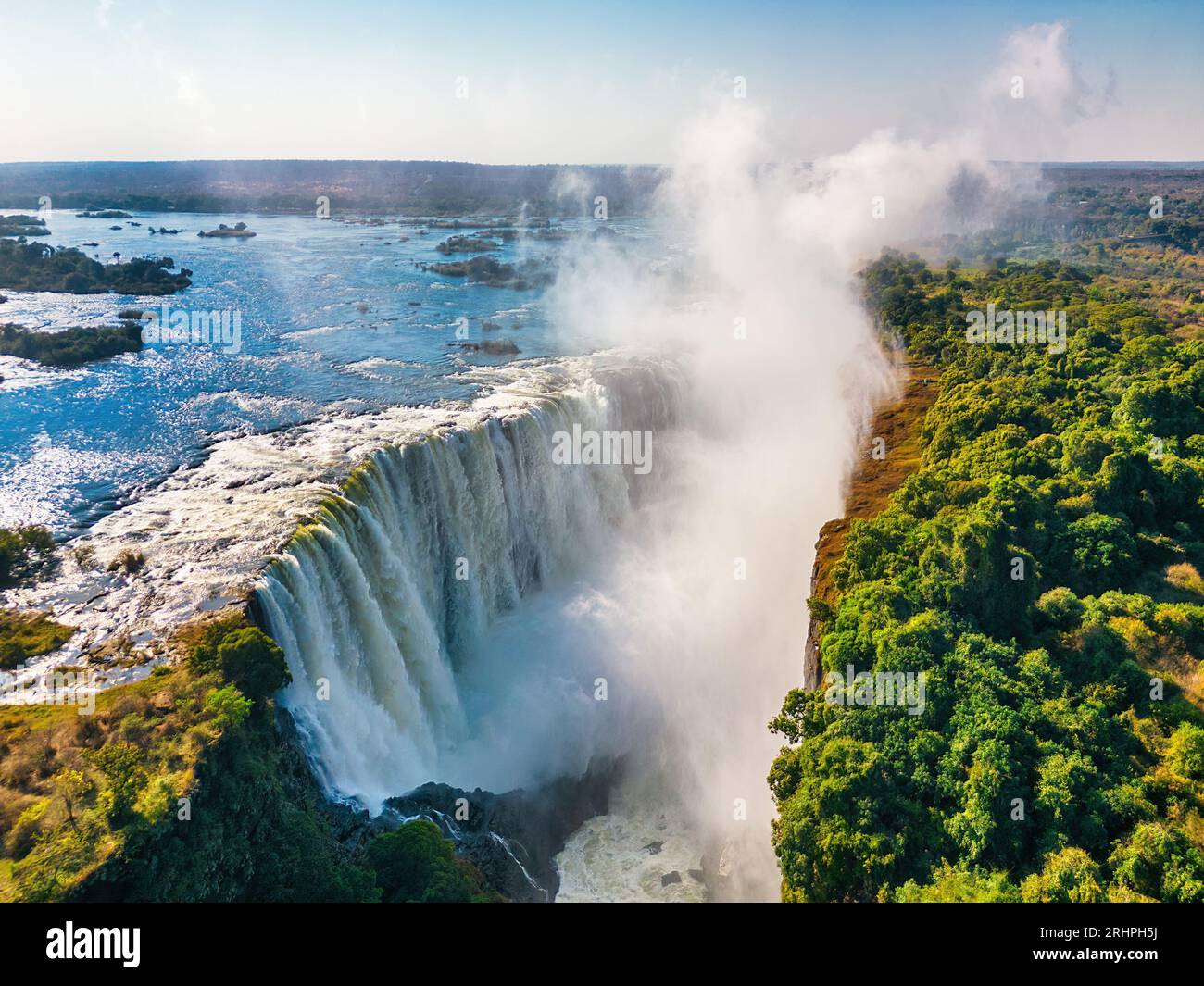 Mosi oa tunya falls hi-res stock photography and images - Alamy