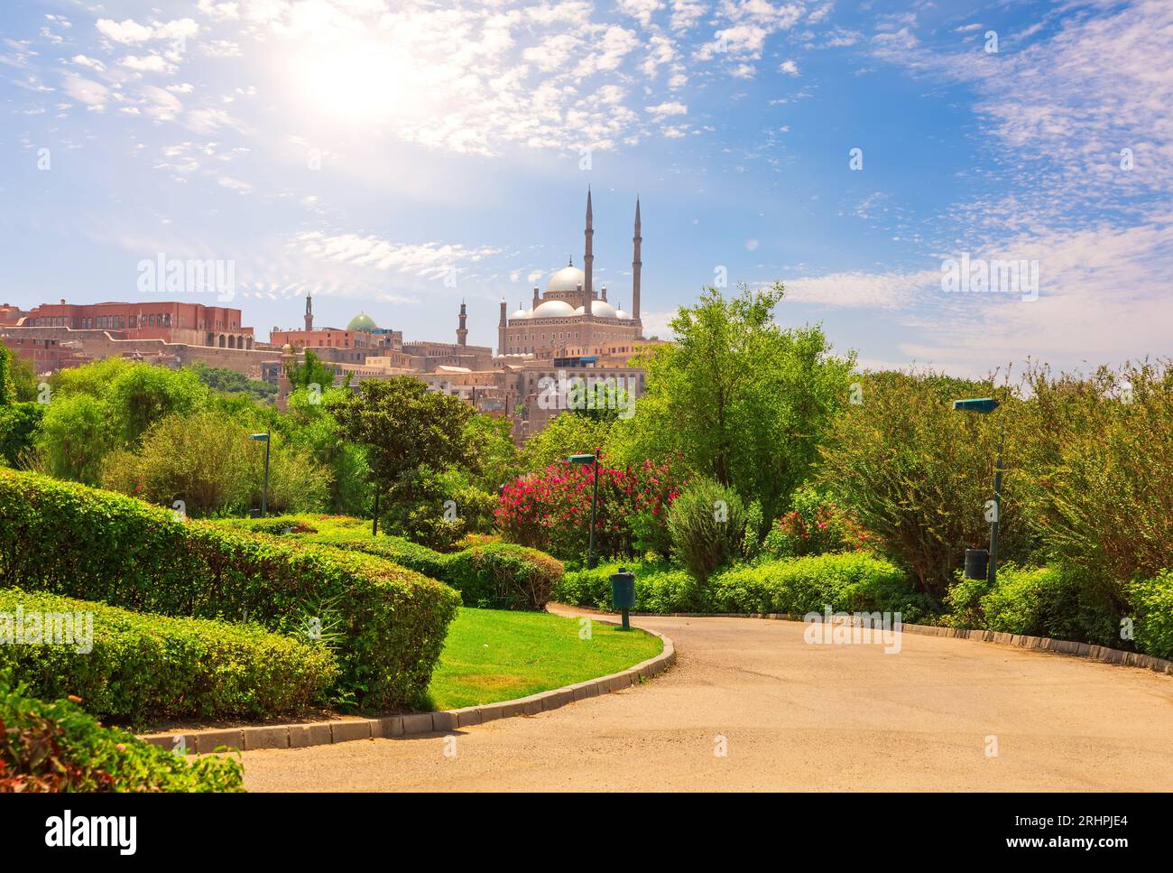 Al-Azhar Park by the Great Mosque of Muhammad Ali Pasha or Alabaster ...