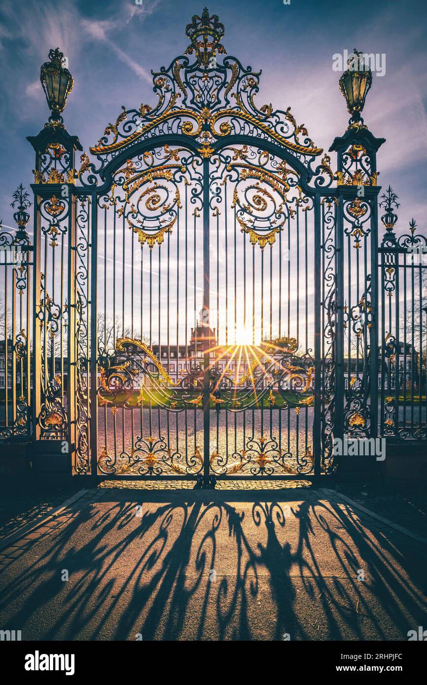 The pleasure palace in Hanau, Schloss Philippsruh. beautiful palace ...