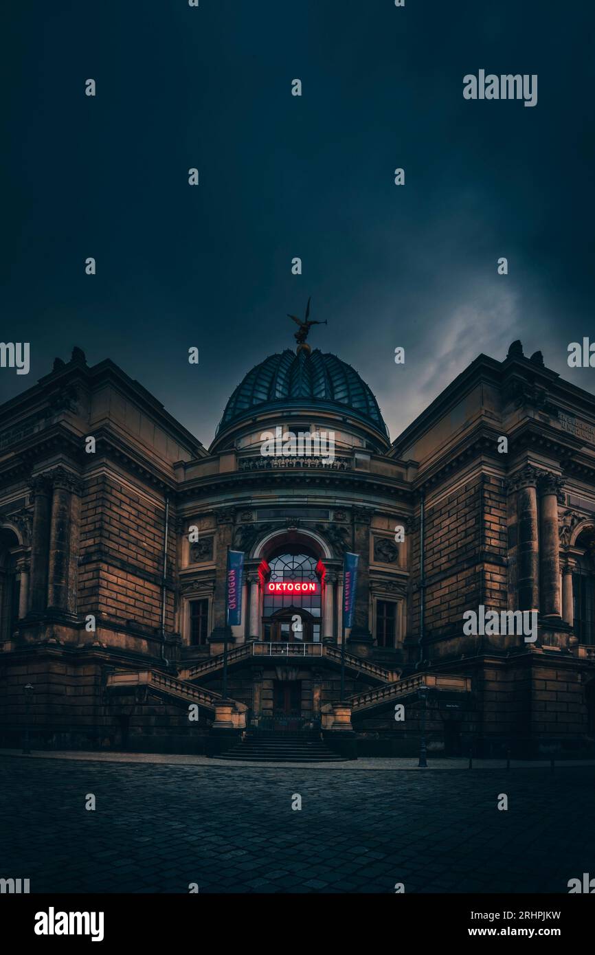 Oktogon gallery hi-res stock photography and images - Alamy