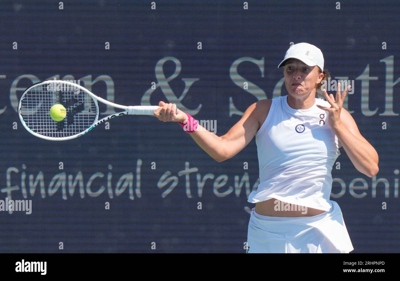 August 17, 2023: Iga Swiatek (POL) defeated Marketa Vondrousova (CZE) 7 ...