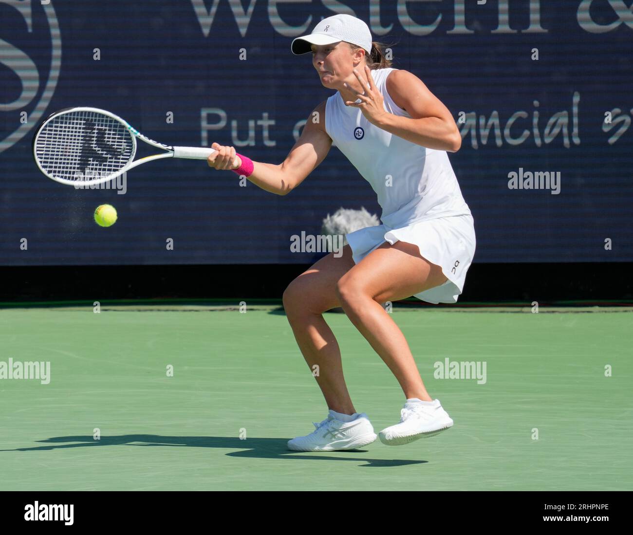 August 17, 2023: Iga Swiatek (POL) defeated Marketa Vondrousova (CZE) 7 ...