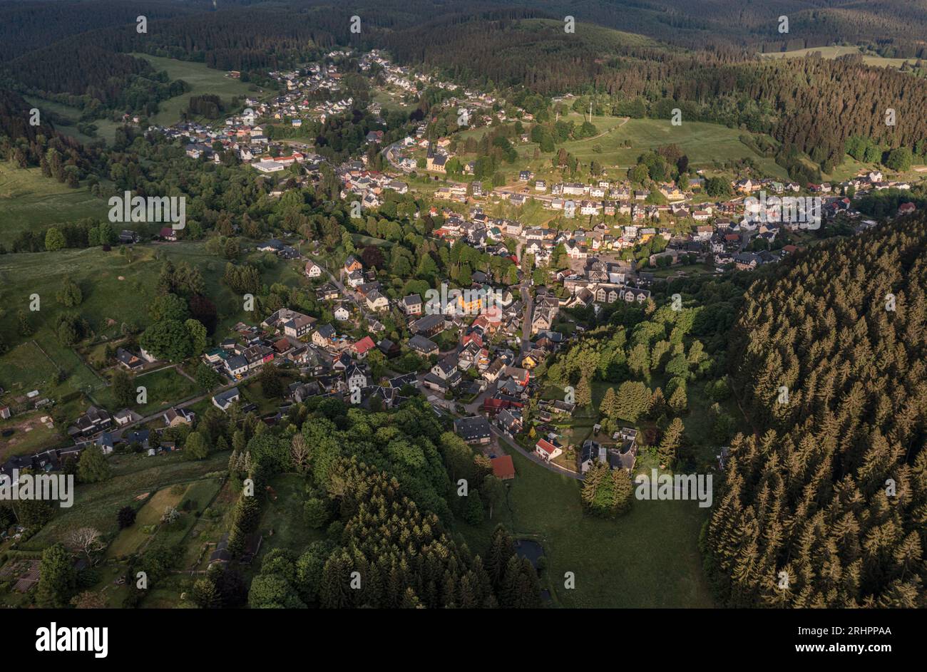 Germany, Thuringia, Ilmenau, Stützerbach, village, forest, mountains ...