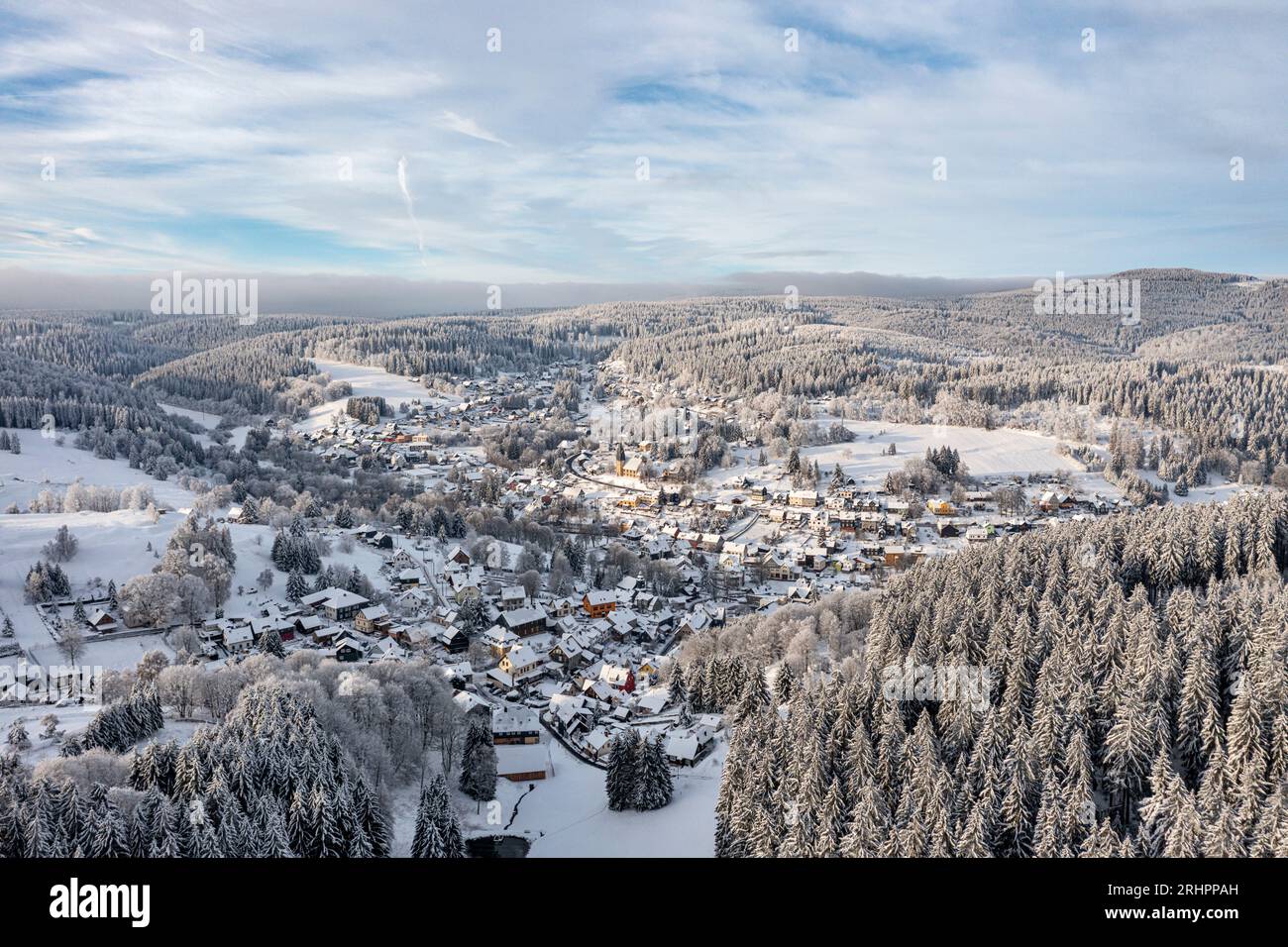 Germany, Thuringia, Ilmenau, Stützerbach, village, forest, mountains ...