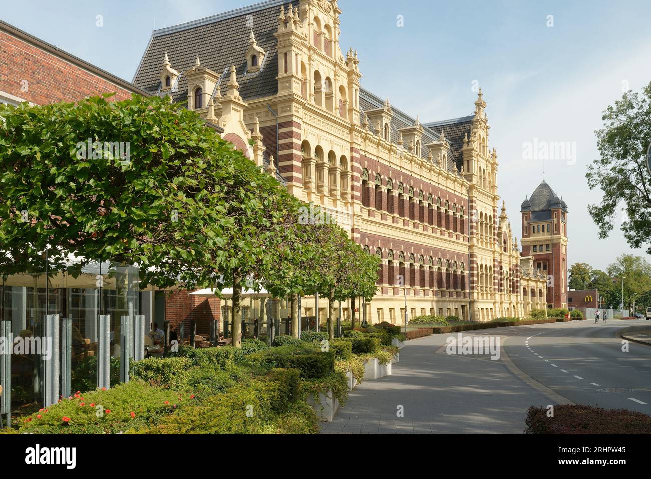 Shopping centre muenster hi-res stock photography and images - Alamy