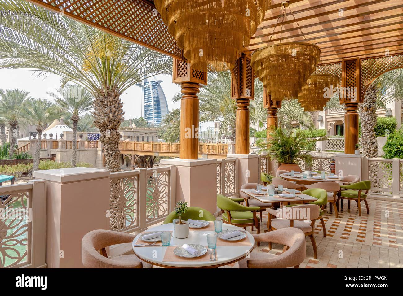 A restaurant with a view of the Burj al Arab in Dubai Stock Photo - Alamy