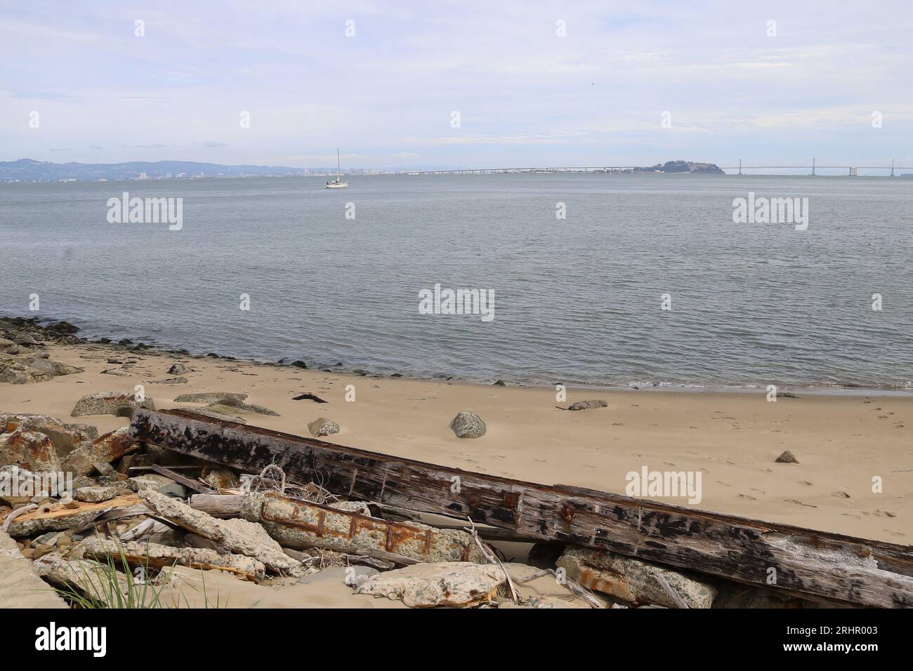 Sailing on a sailboat to Angel island in san francisco bay Stock Photo ...