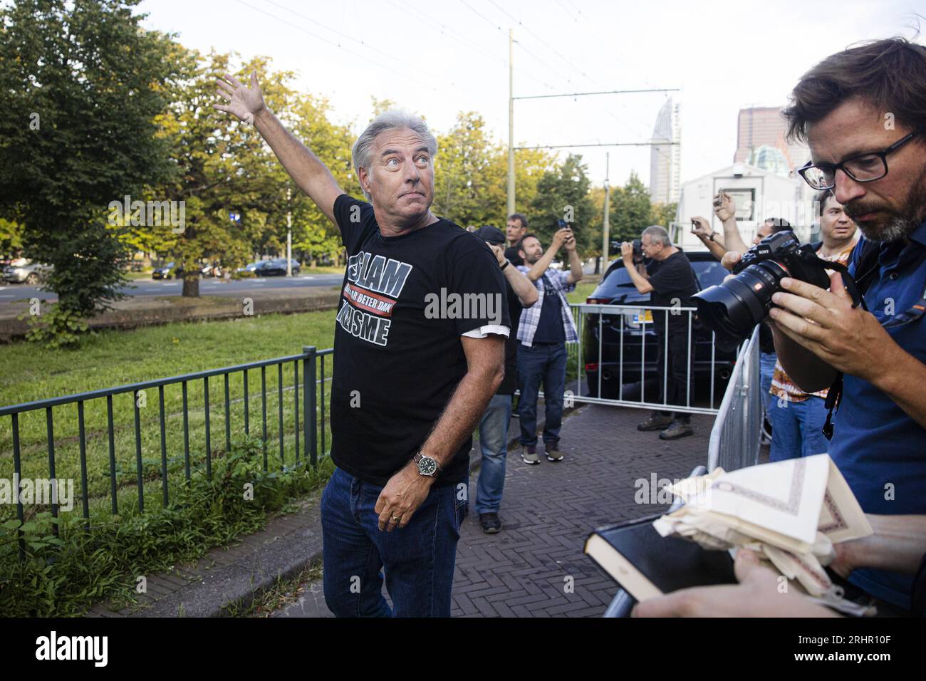 THE HAGUE - Pegida leader Edwin Wagensveld tears up a Koran during a ...