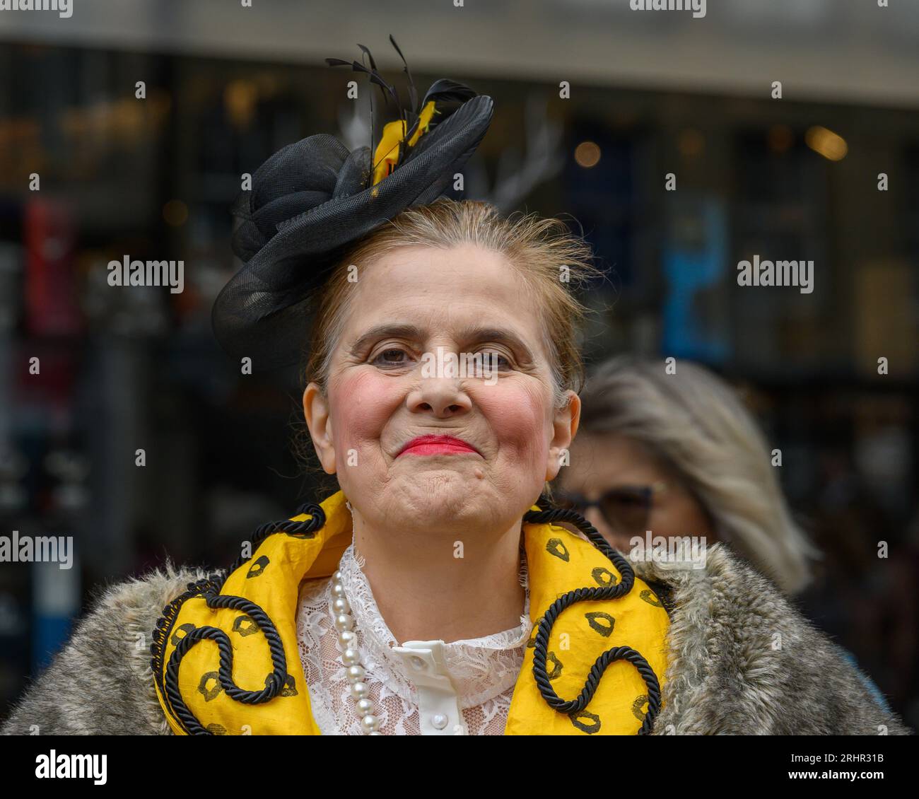Edinburgh, UK. 17th Aug, 2023. Older Lady promoting her show on Royal ...