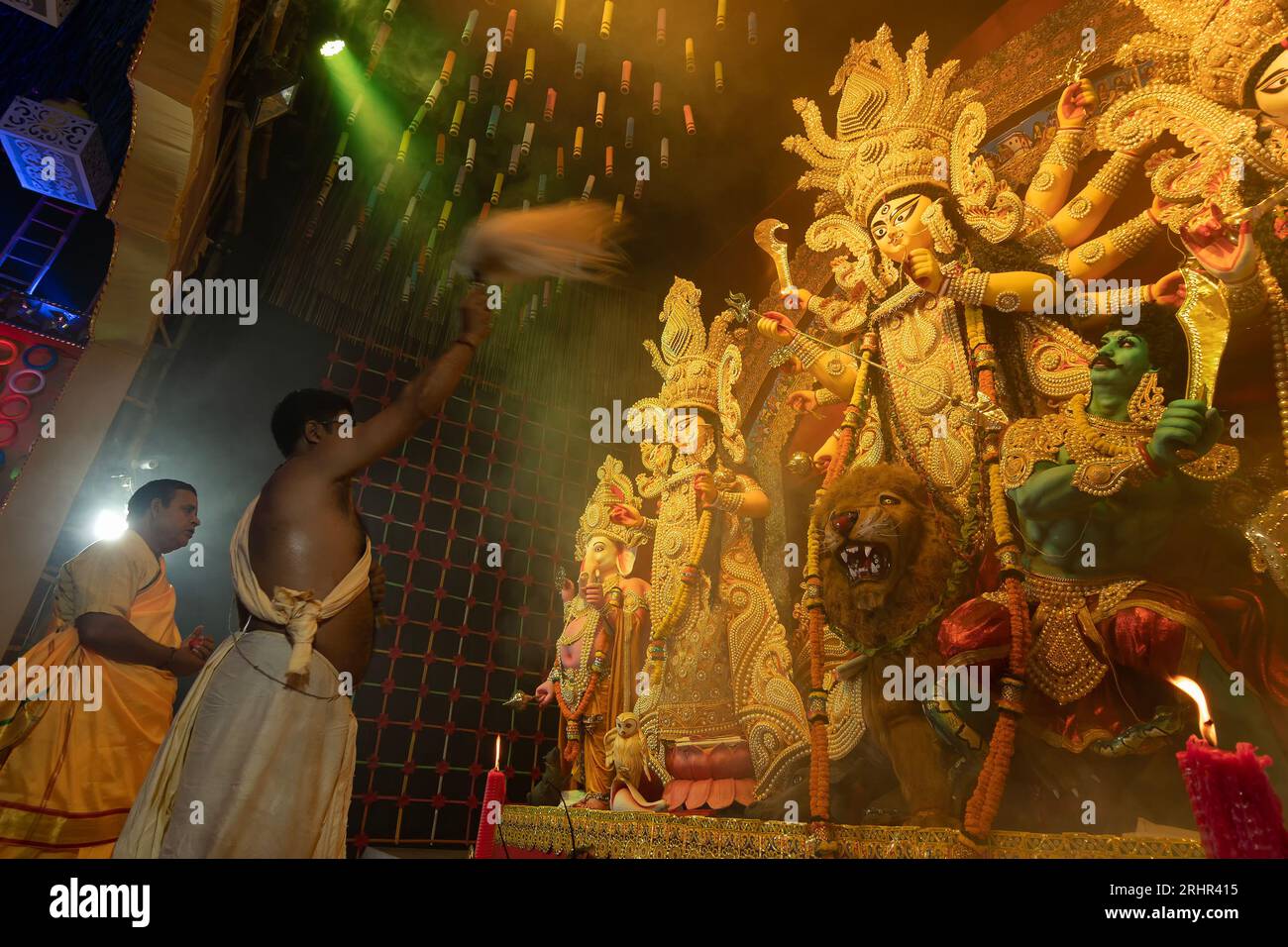 Howrah, West Bengal, India - 3rd October, 2022 : Hindu Priest ...