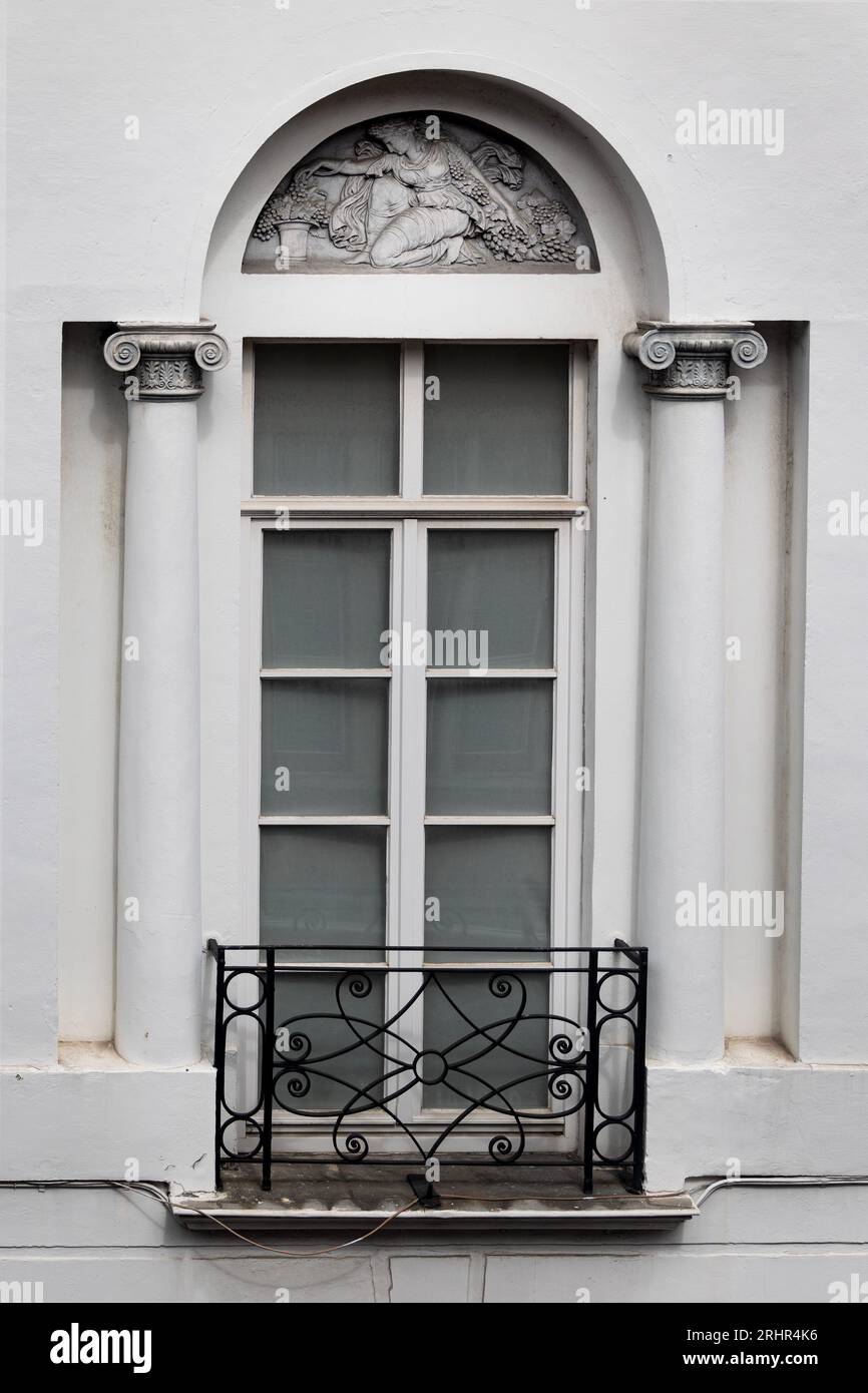 Decorative window film hi-res stock photography and images - Alamy