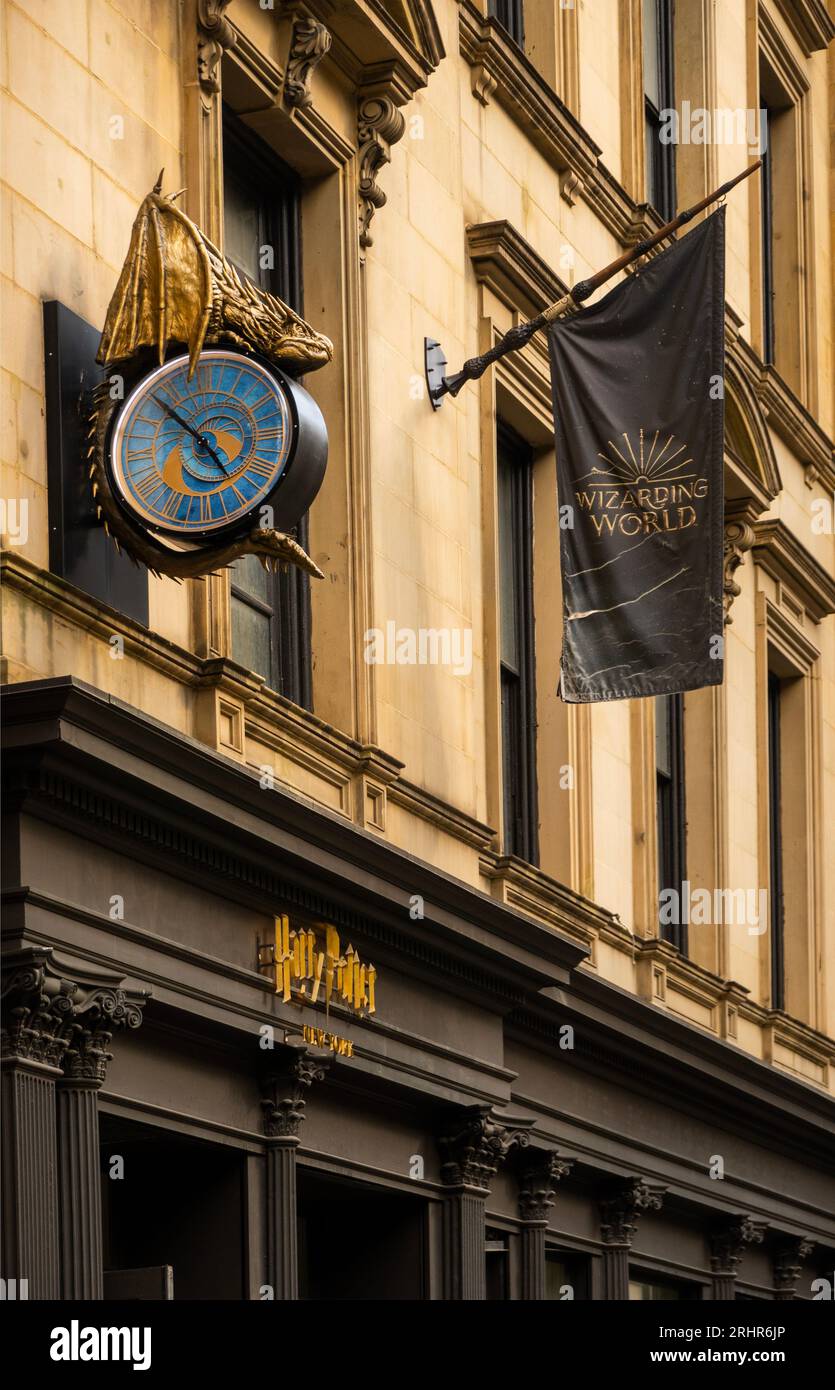 clock outside the Harry Potter store in Chelsea Manhattan NYC Stock ...