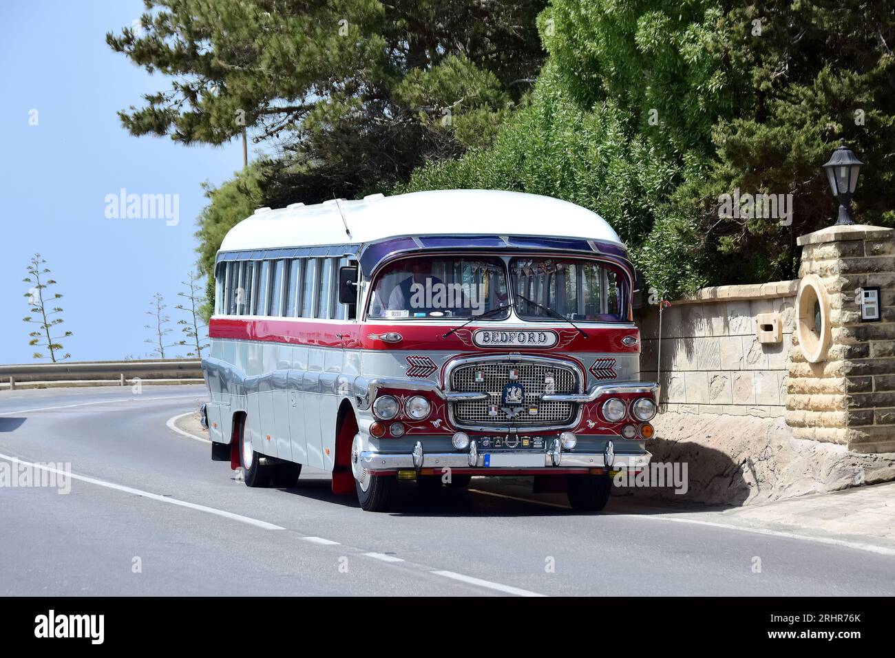 Old bedford bus hi-res stock photography and images - Alamy