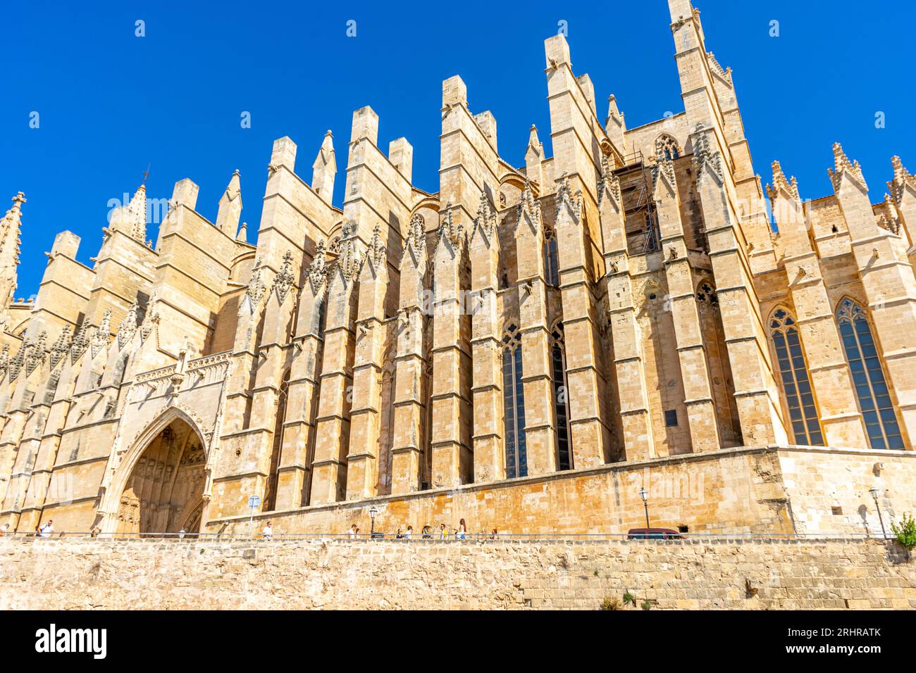 Experience the iconic Mallorca cathedral in all its exterior grandeur ...