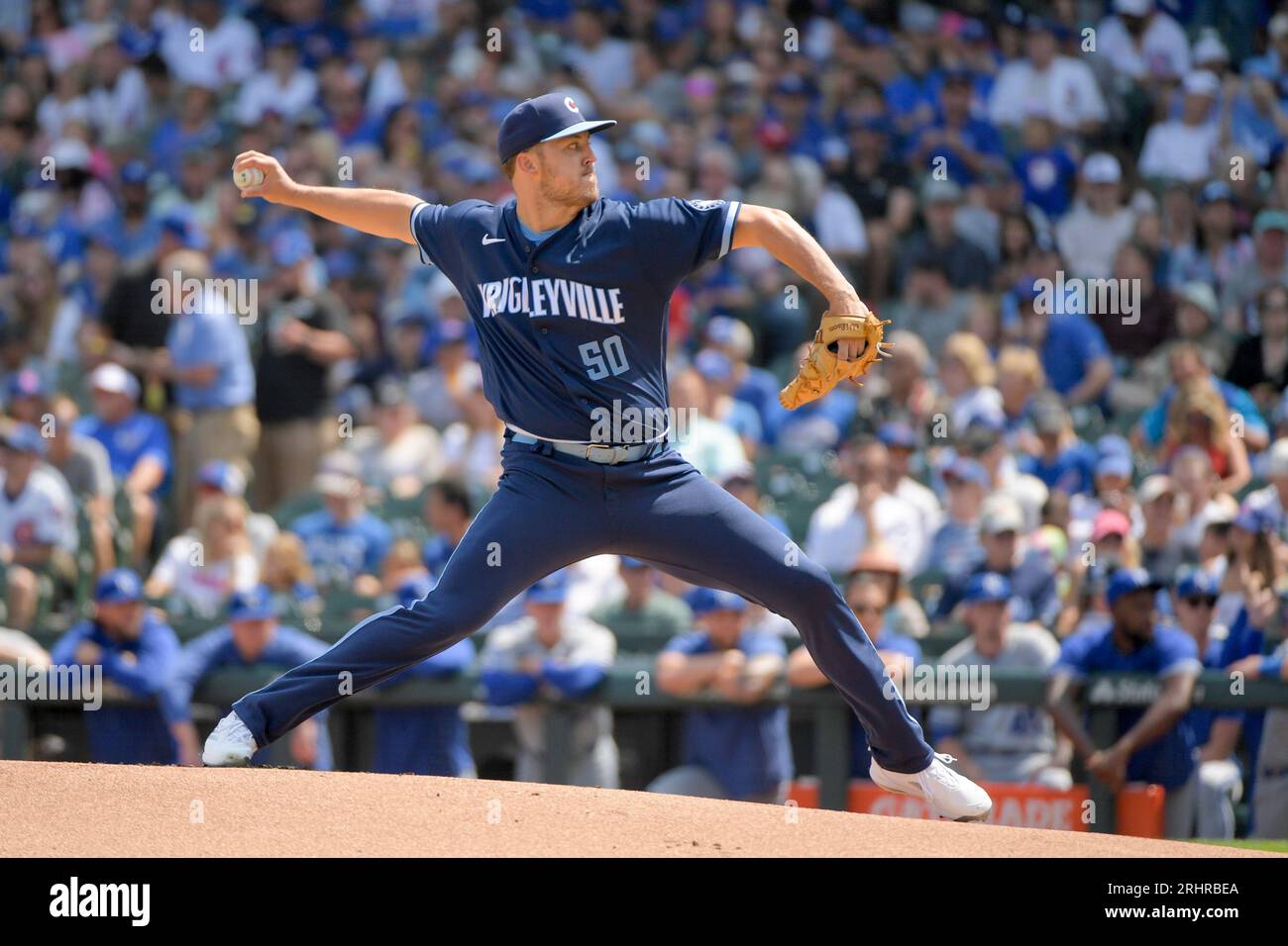 18 al 50 hi-res stock photography and images - Alamy