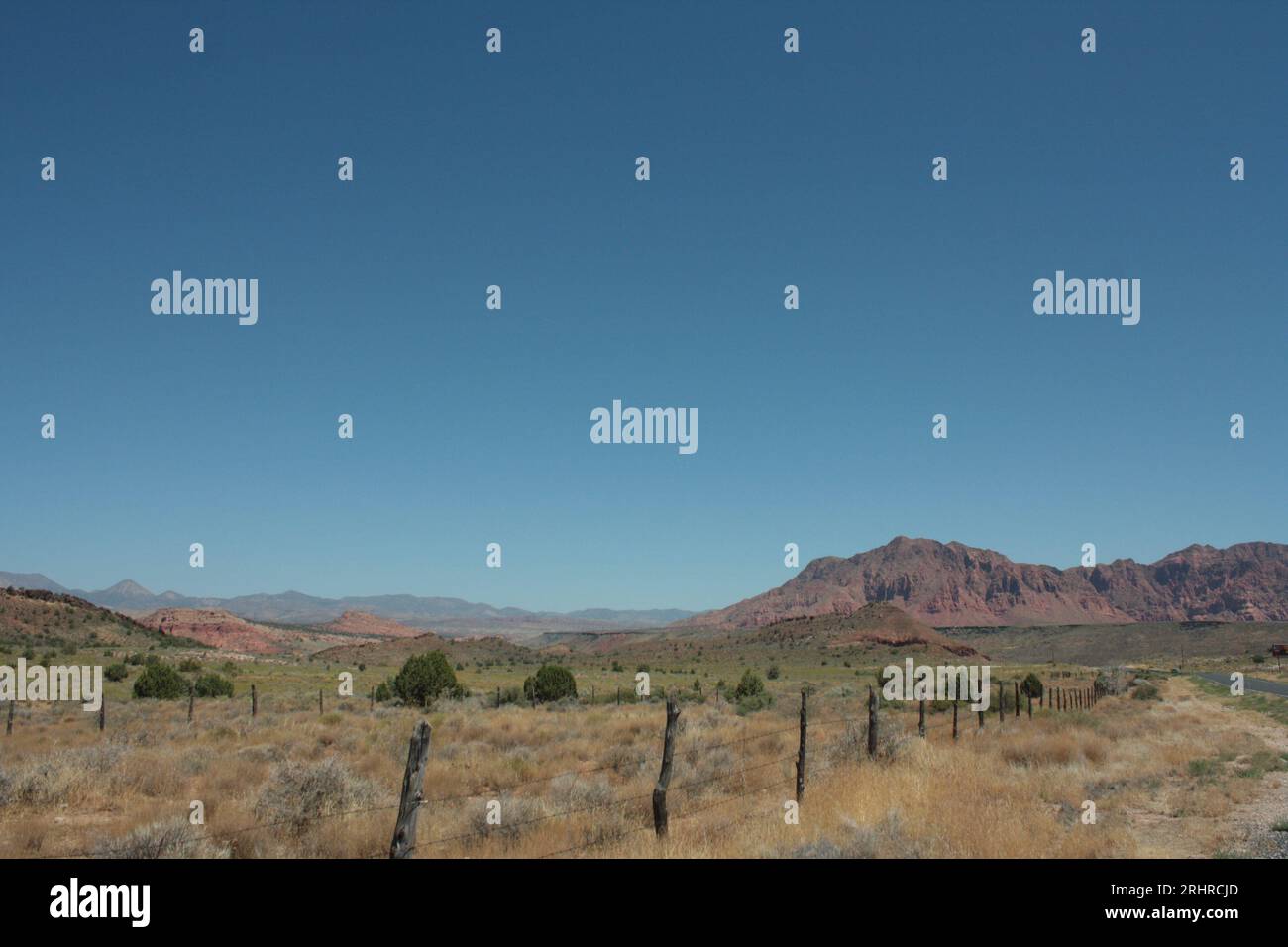 Pretty mountains hi-res stock photography and images - Alamy