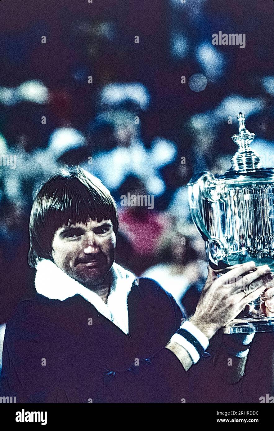Jimmy Connors (USA) competing at the 1982 US Open Tennos Stock Photo ...