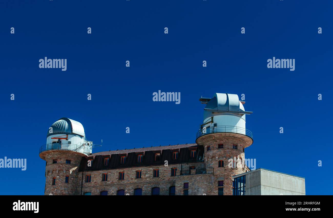 Astronomical observatory on top hi-res stock photography and images - Alamy