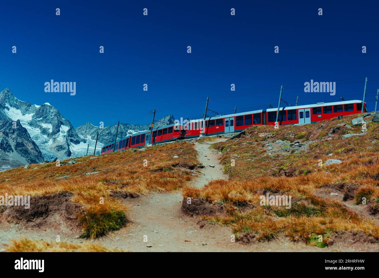 Train railroad swiss alps hi-res stock photography and images - Alamy