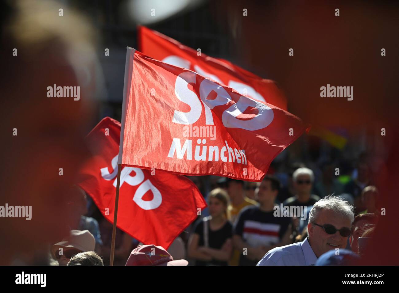 SPD flags, flags. Election campaign start of the Bavaria SPD with ...