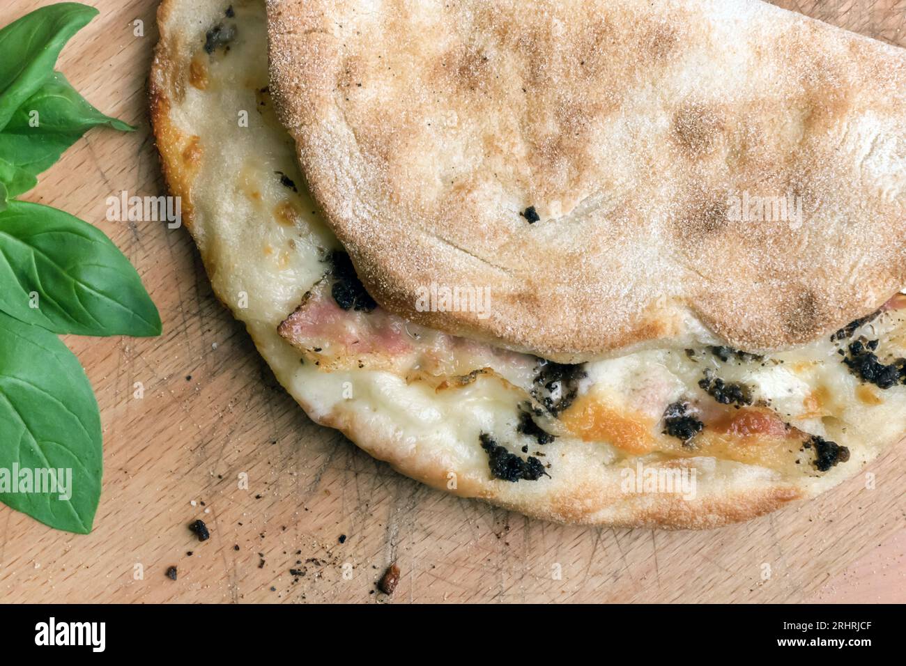 Traditional roman loaf hi-res stock photography and images - Alamy
