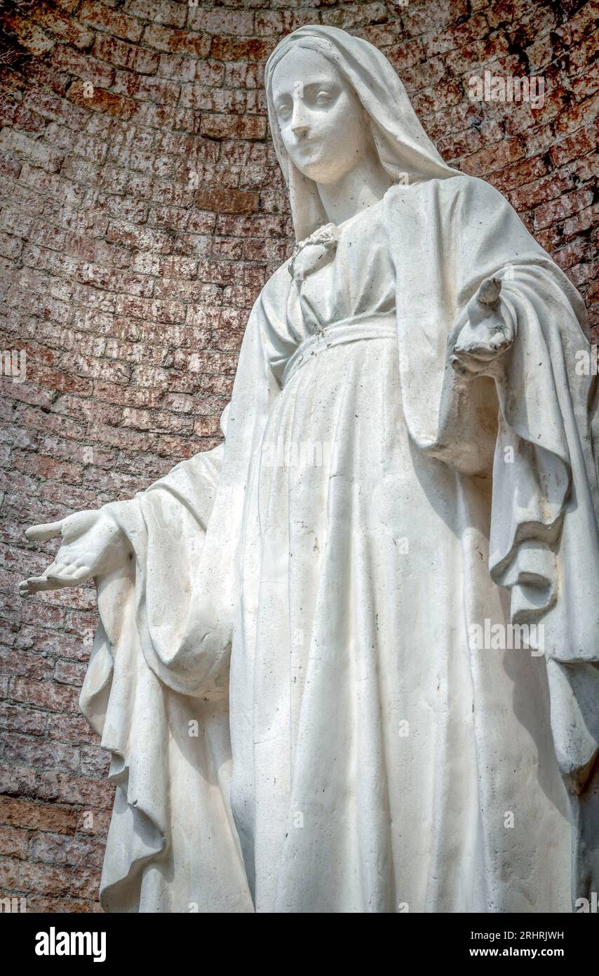 Close up catholic christian devotee hi-res stock photography and images ...