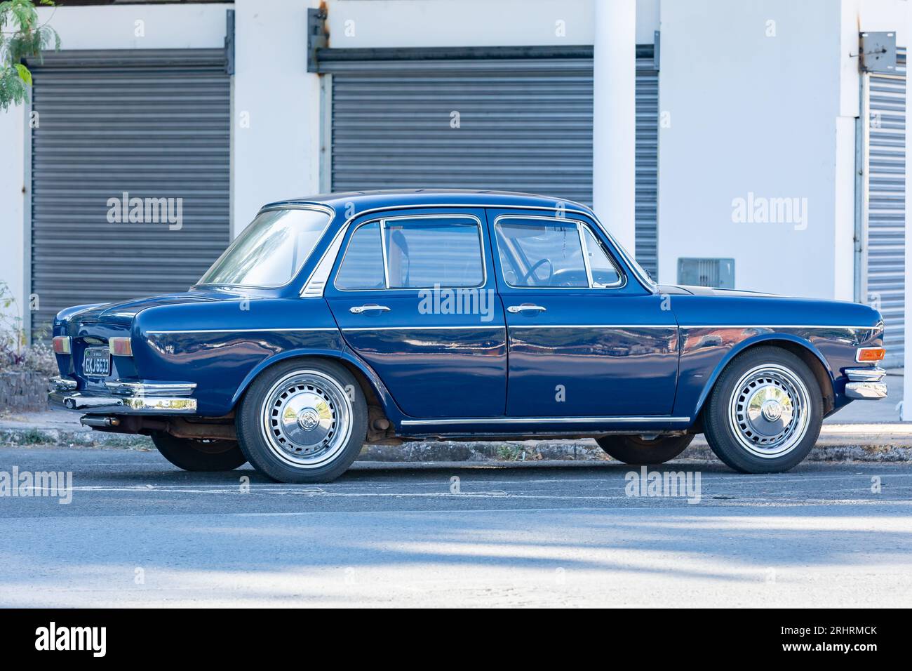 Old and very rare Volk Wagen 1600 car, in Brazil it was nicknamed Zé-do ...