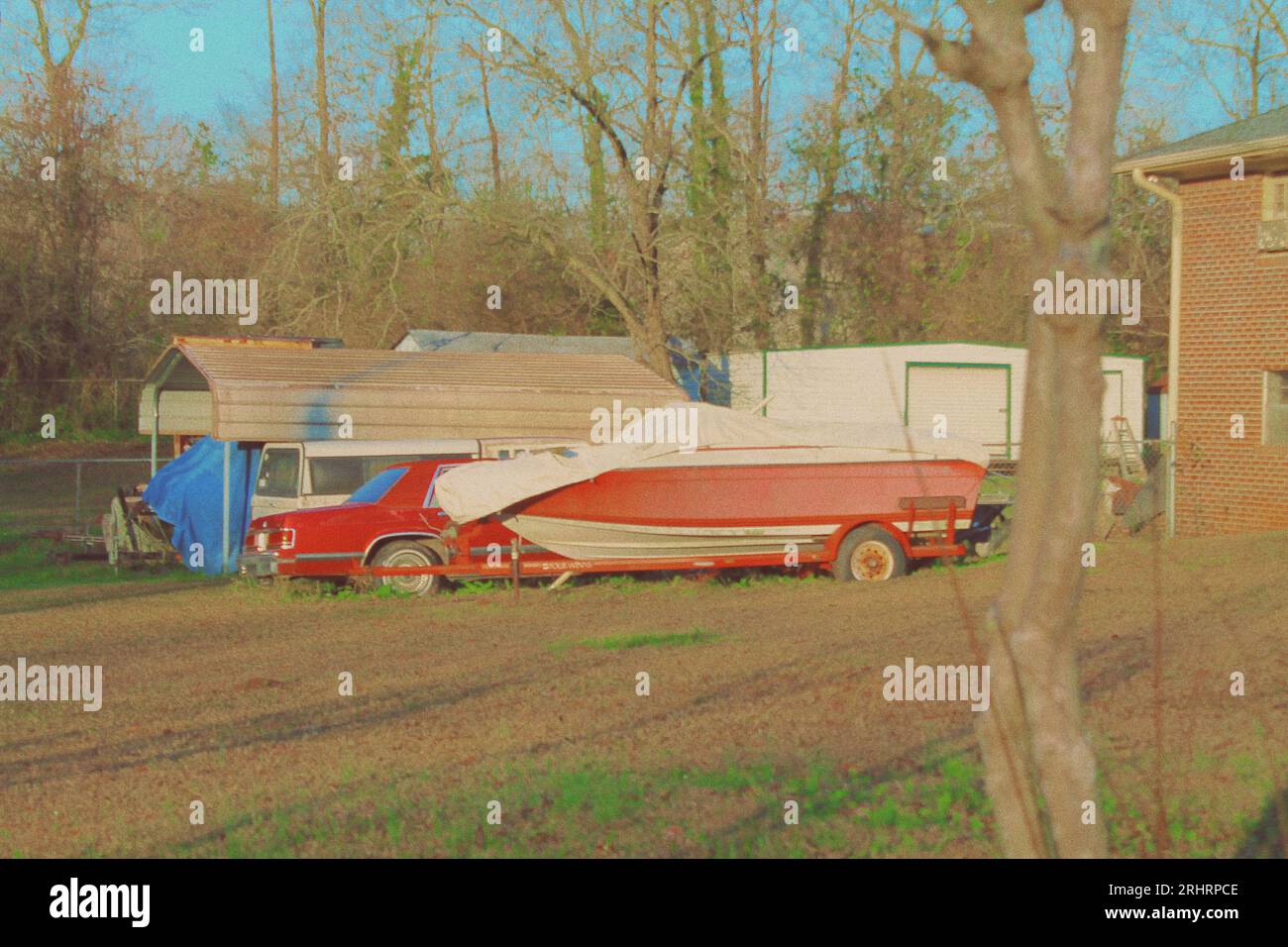 boat out of water Stock Photo - Alamy