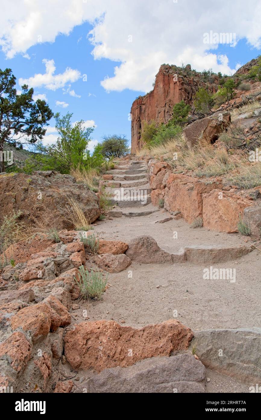 Stone stairs along Frey Trail climbing upwards along Frijoles canyon ...