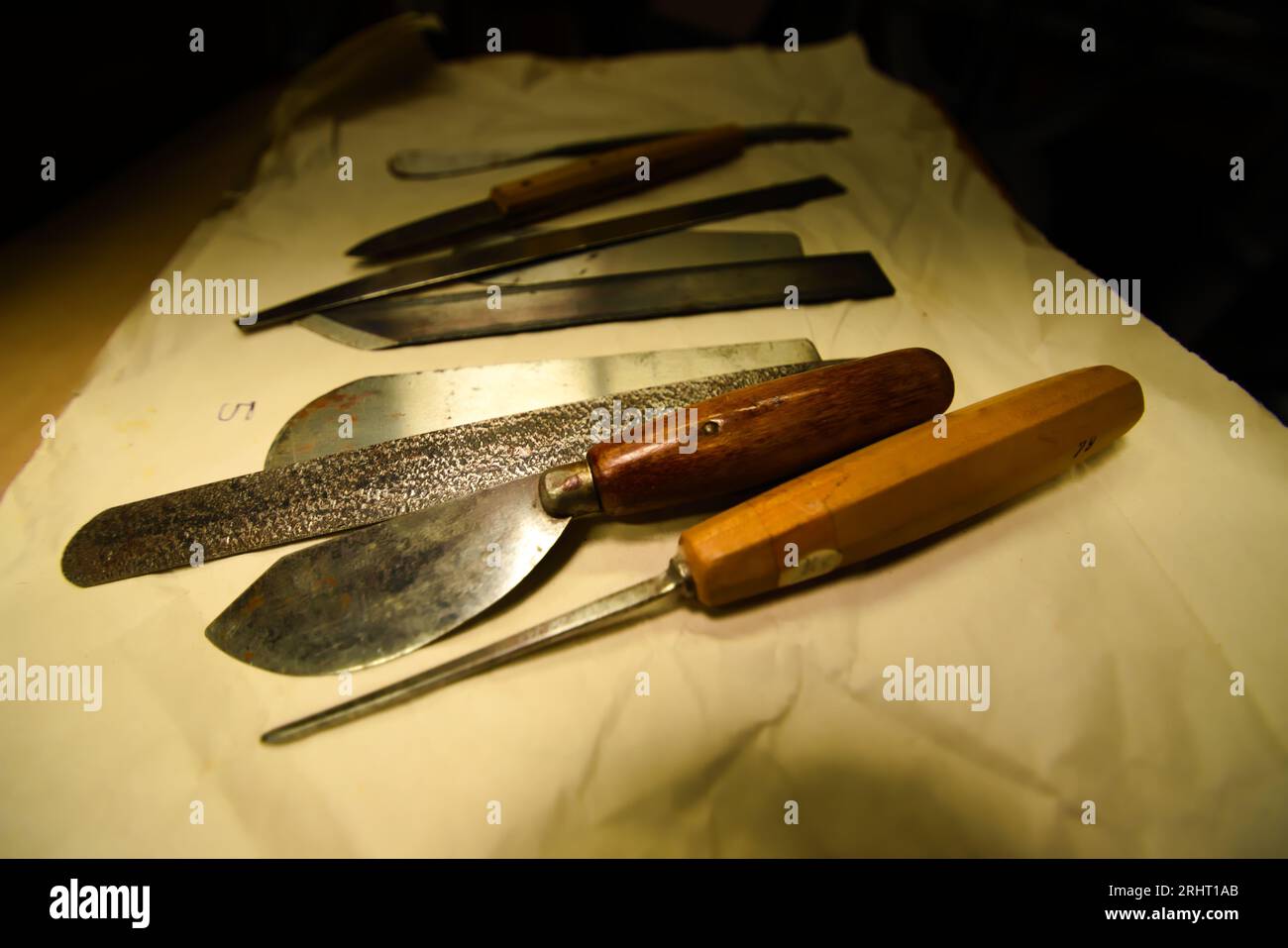 Letterpress printing press hi-res stock photography and images - Alamy