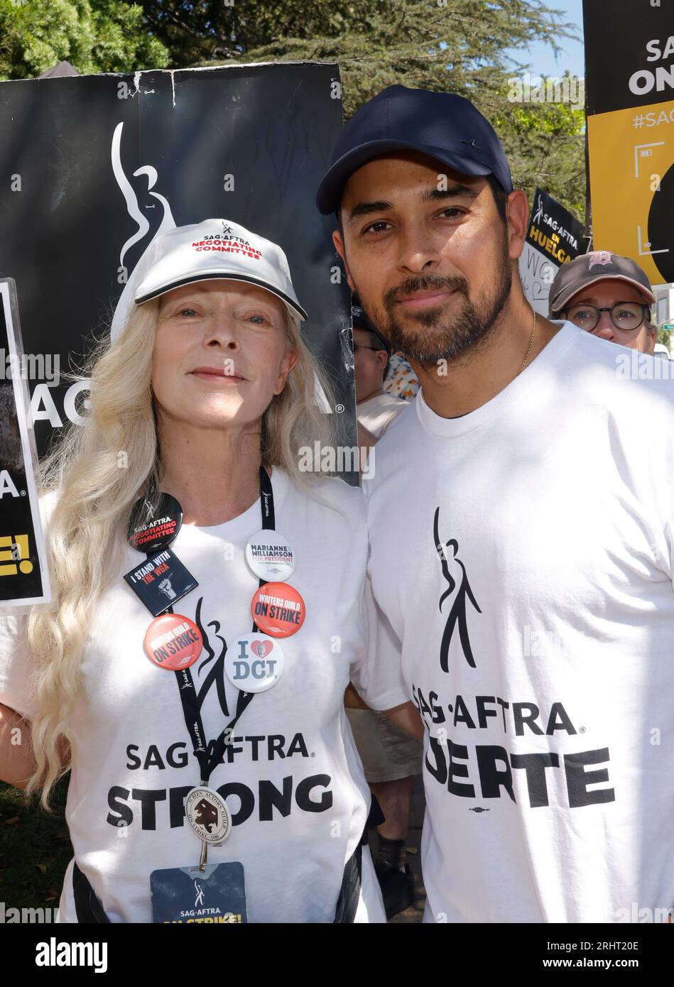Frances fisher and wilmer valderrama hi-res stock photography and ...