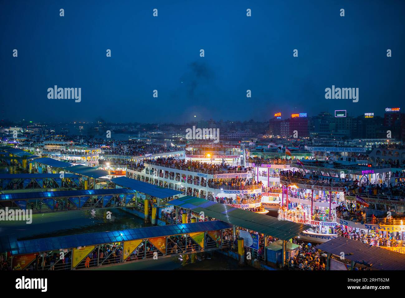 Boat ride on buriganga river hi-res stock photography and images - Alamy