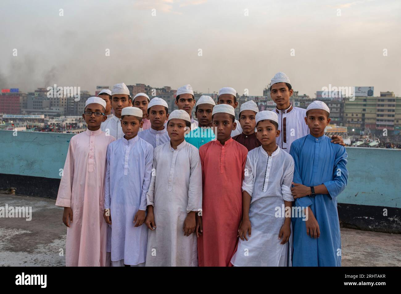 Muslim boy student in bangladesh hi-res stock photography and images ...