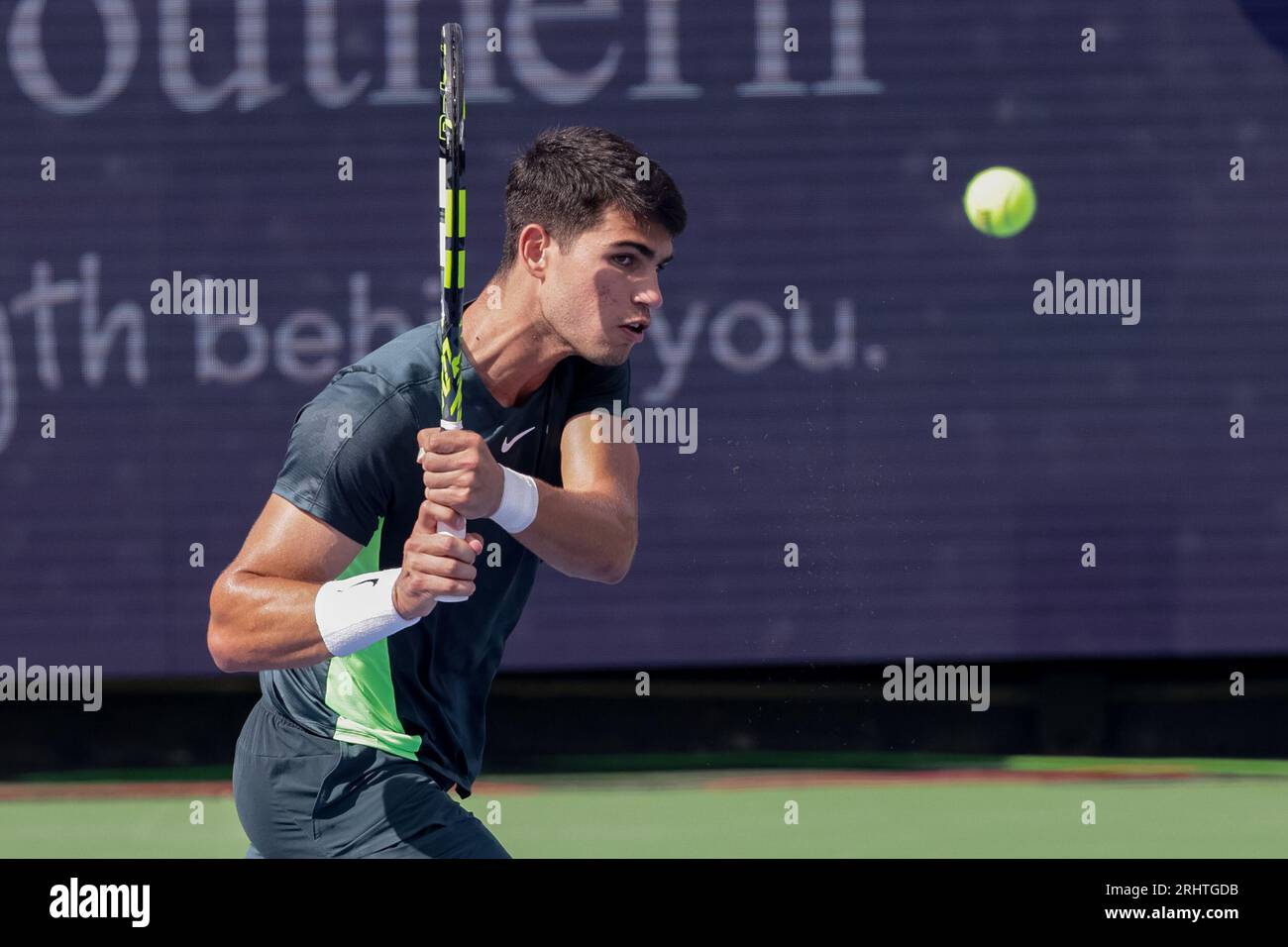 Carlos alcaraz backhand hi-res stock photography and images - Alamy