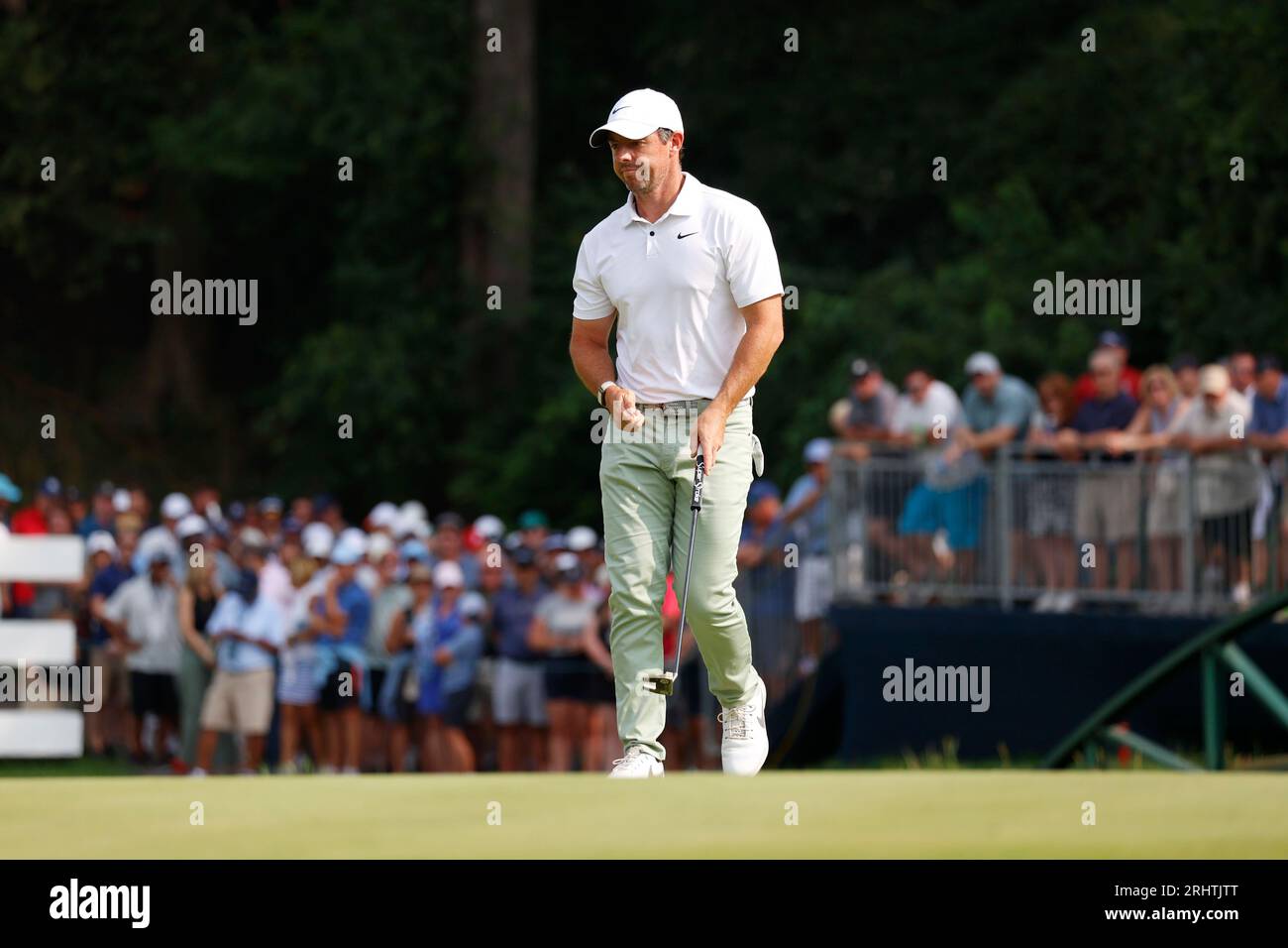 OLYMPIA FIELDS, IL - AUGUST 18: PGA golfer Rory McIlroy putts on the 16th hole during the second ...