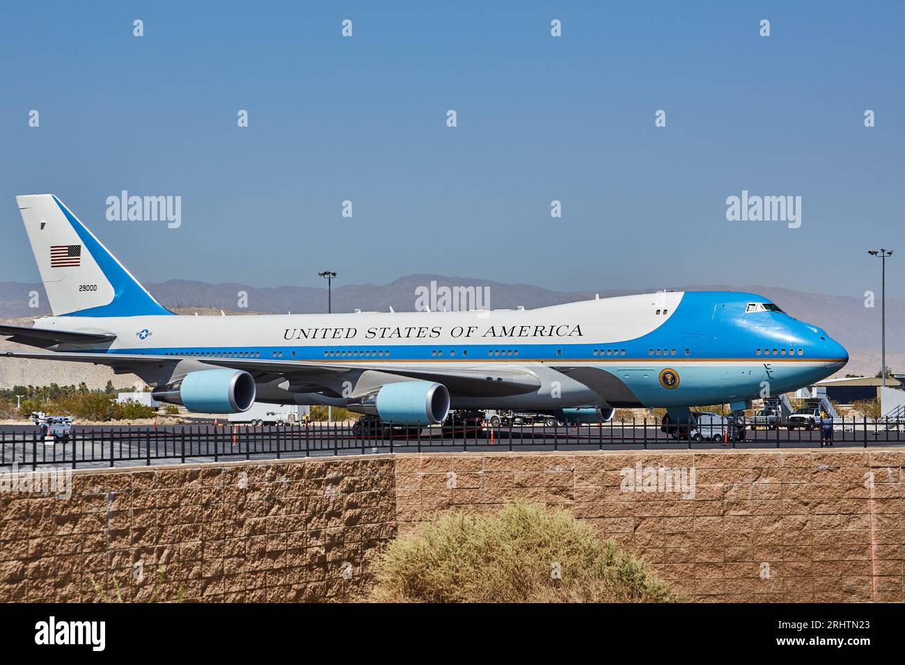 Air force one parked hi-res stock photography and images - Alamy