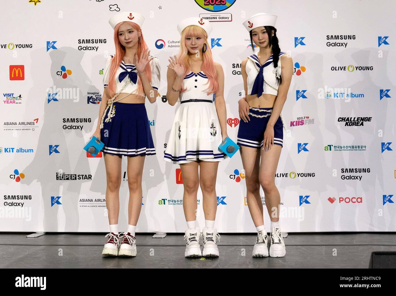 MiU, from left, Suhye and Gaeun, of South Korean group LimeLight ...