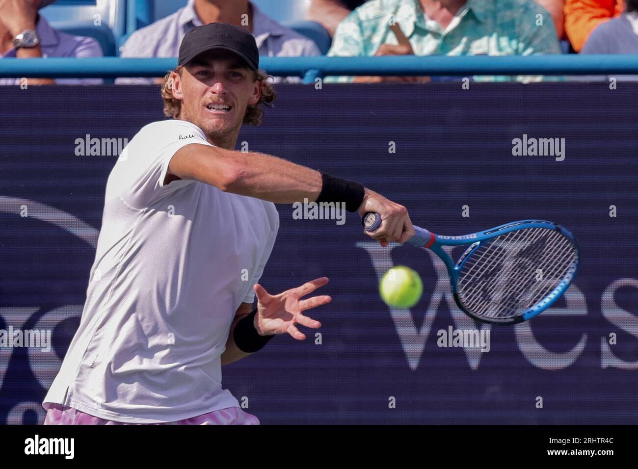Mason, Ohio, USA. 18th Aug, 2023. Max Purcell (AUS) hits a forehand ...