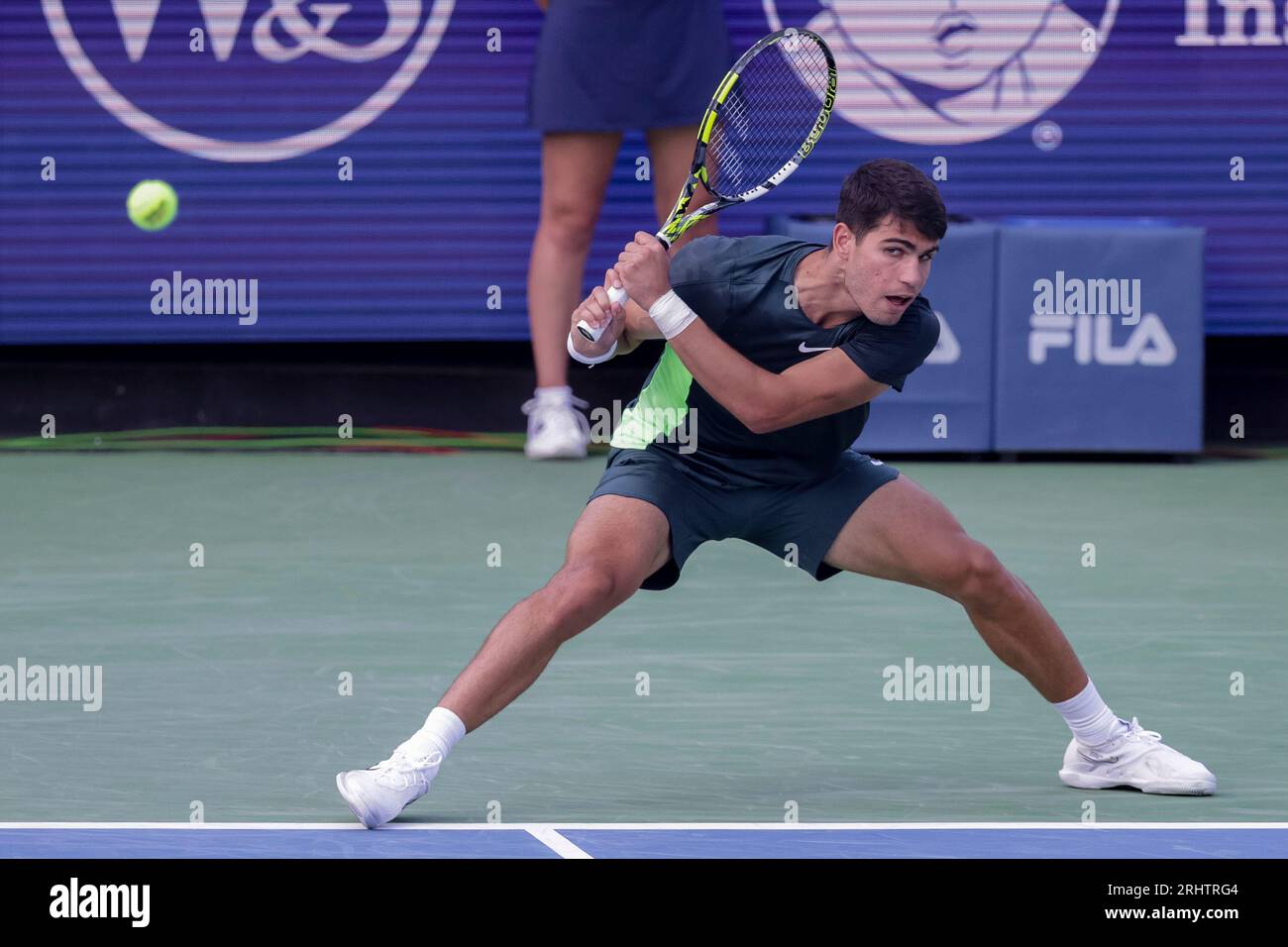 August 18, 2023, Mason, Ohio, USA: Carlos Alcaraz (ESP) hits a two ...